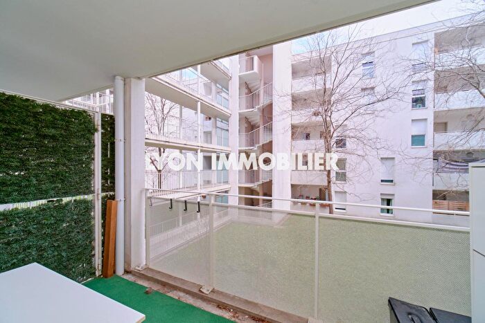 Appartement à vendre - Lyon e , La Duchère - 3 pièces - 2 chambres