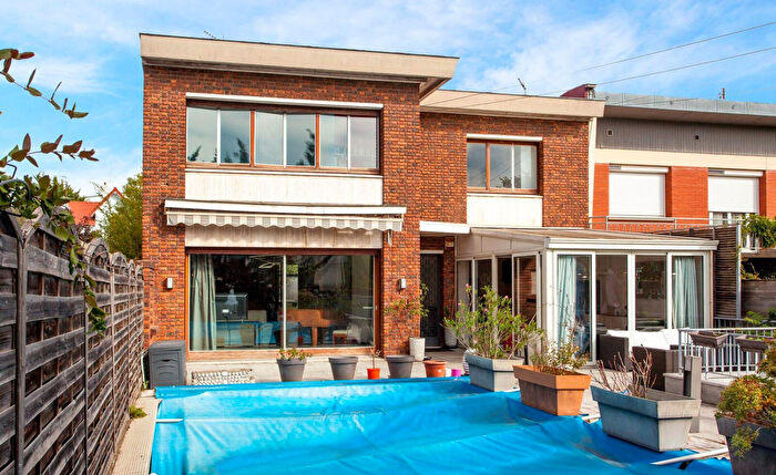 Maison à vendre - Champigny-sur-Marne, Plant, Tremblay - 9 pièces - 3 chambres