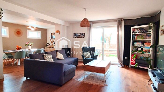 Maison 4 pièces à vendre à Orvault, Bourg, Secteur rural