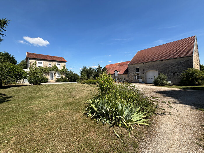 Maison à vendre - Bissey-la-Côte - 8 pièces - 5 chambres