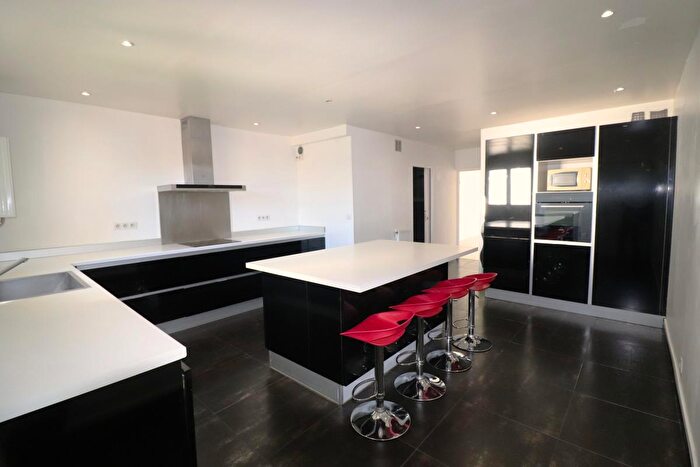 Maison à vendre - Argenteuil, Val Sud - 5 pièces - 3 chambres