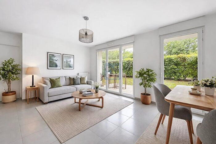 Appartement à vendre - Élancourt, Le Berceau, Les Réaux, La Commanderie - 2 pièces - 1 chambre