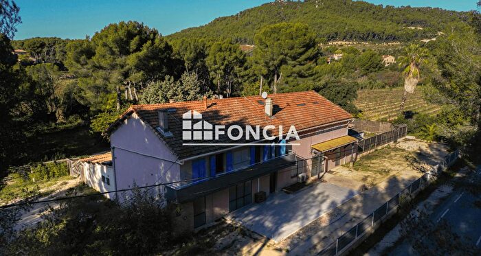 Maison à vendre - Saint-Cyr-sur-Mer, Port dAlon - 7 pièces - 6 chambres