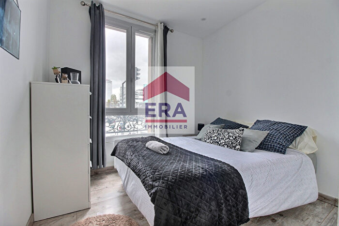 Saint-Ouen, Centre-ville : Appartement 3 pièces à vendre