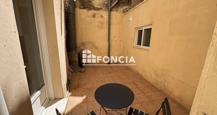 Zone Pietonne, Avignon : Appartement 3 pièces à louer