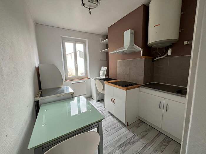 Appartement à louer - Moulins, Gare, Champins - 1 pièce