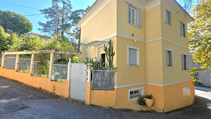 Maison 5 pièces à vendre - Nice, Valrose