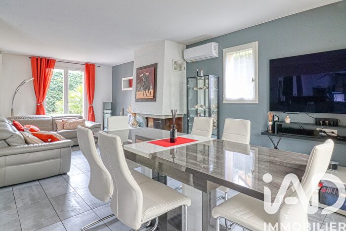 Maison à vendre - Montmagny, Centre-ville, Carrières - 6 pièces - 4 chambres