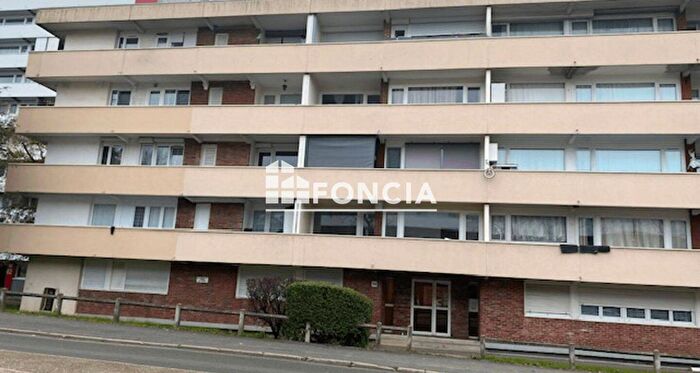 Carreaux Nord, Villiers-le-Bel : Appartement 3 pièces à louer