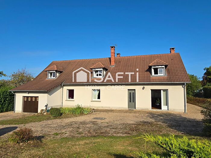 Vierzon, Colombier, Cité scolaire : Maison 7 pièces à vendre