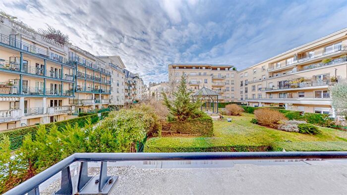 Appartement à vendre - Le Plessis-Robinson, Cité Basse - 2 pièces - 1 chambre