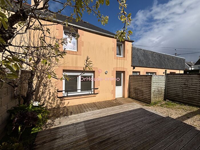 Maison à vendre - Lesneven - 5 pièces - 3 chambres