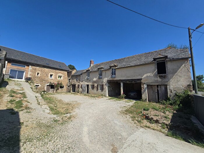 Maison à vendre - Baraqueville - 8 pièces - 10 chambres