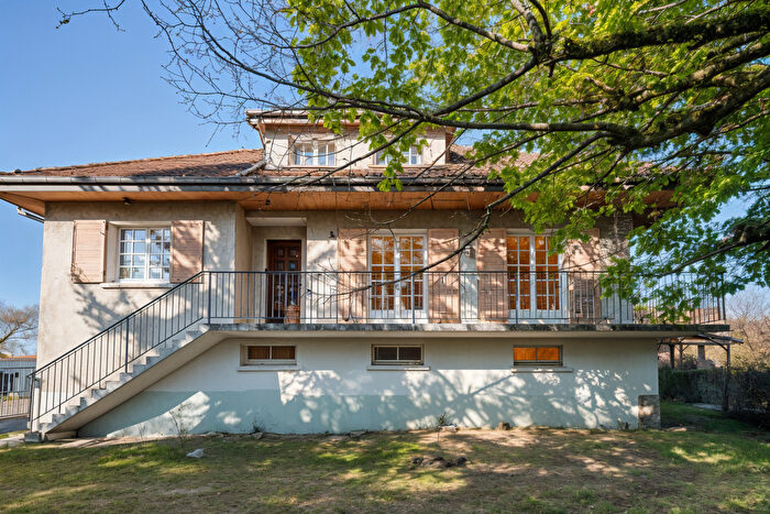 Maison à vendre - Ambutrix - 5 pièces - 4 chambres