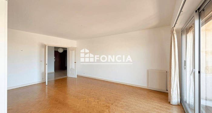 Notre-Dame, Cholet : Appartement 4 pièces à louer