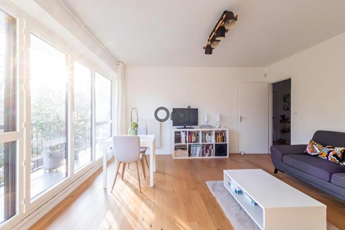 Appartement à vendre - Châtenay-Malabry, Malabry - 3 pièces - 2 chambres