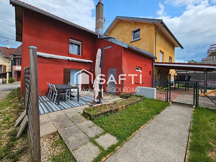 Maison à vendre - Voujeaucourt - 6 pièces - 4 chambres