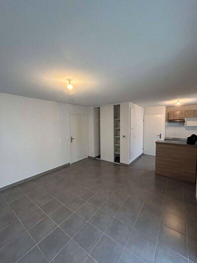 Appartement à louer - Sud, Artigues-près-Bordeaux - 2 pièces - 1 chambre