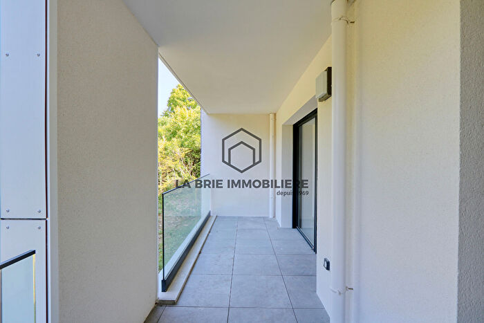 Appartement à vendre - Rubelles - 4 pièces - 3 chambres