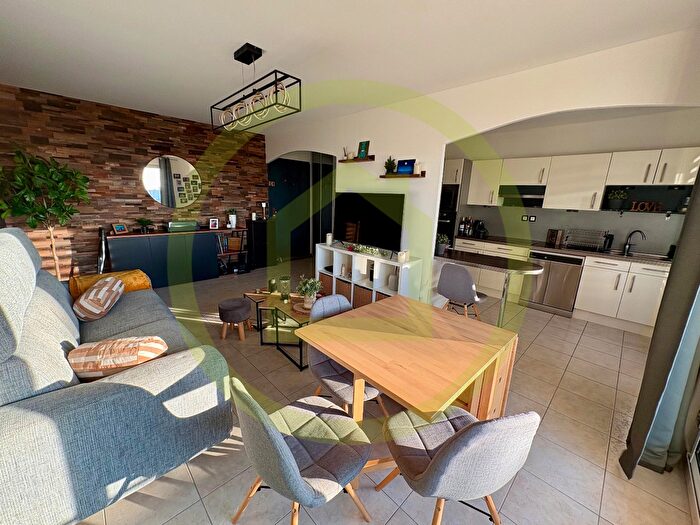 Appartement à vendre - Marseille e , Château-Gombert - 2 pièces - 1 chambre