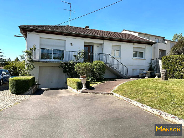 Maison 6 pièces à Neuves-Maisons, à vendre