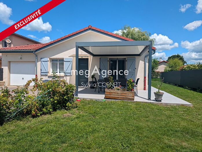 Maison 4 pièces à vendre à Priay