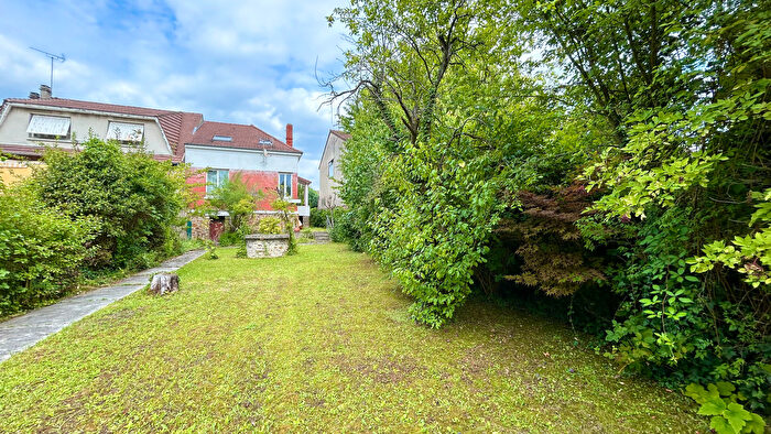 Maison à vendre - Épinay-sur-Seine, Les Econdeaux - 6 pièces - 4 chambres