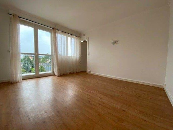 Est, Blois - Appartement 2 pièces à louer