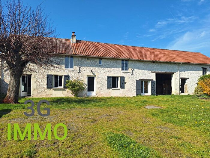 Maison 6 pièces à Luzé, à vendre