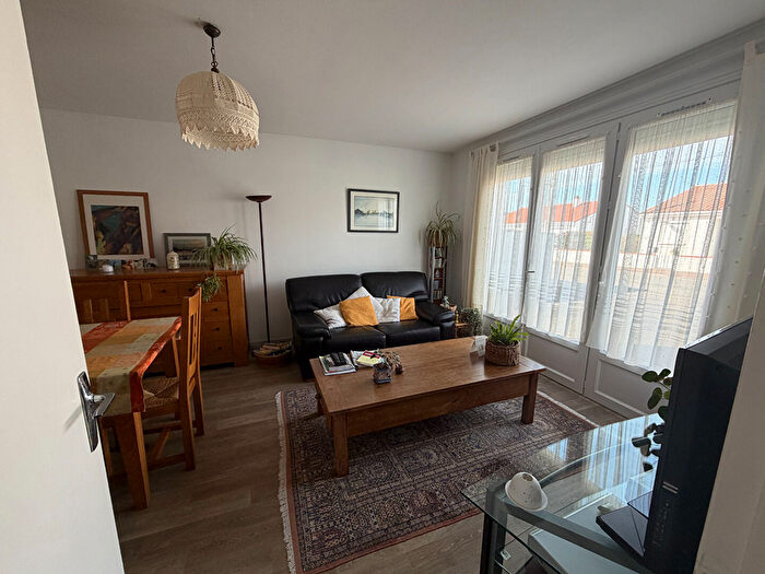 Maison à louer - Challans, Saint Dominique, Route des Sables dOlonne - 4 pièces - 3 chambres