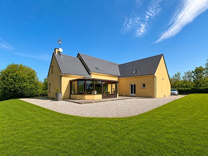 Maison 7 pièces à Sainte-Mère-Église, à vendre