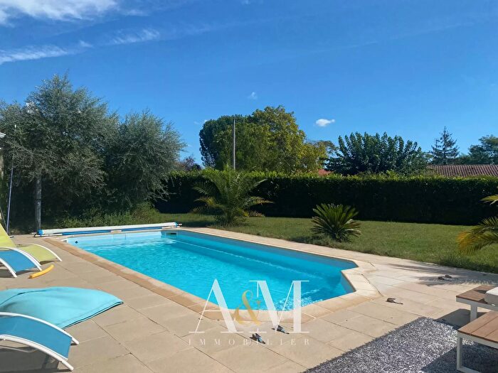 Maisons à vendre et appartements à louer - 1