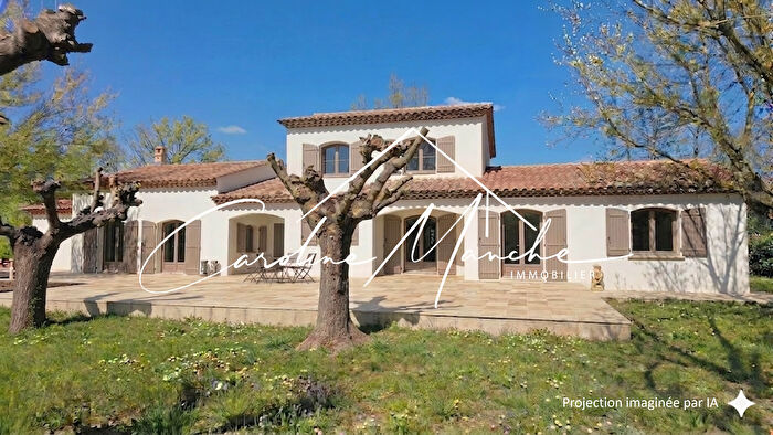 Maison 8 pièces à vendre à Trets