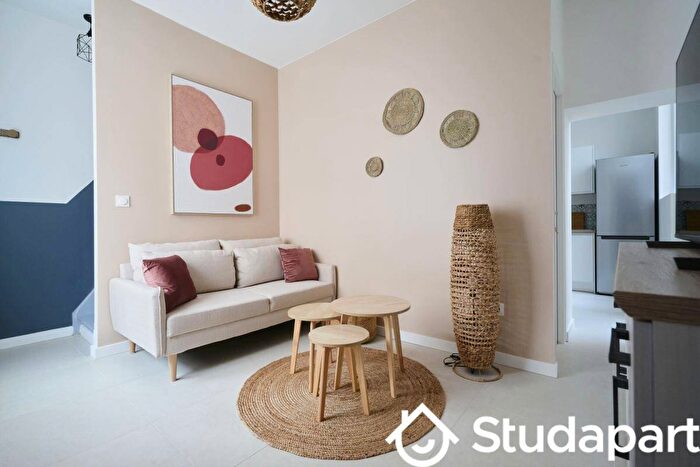 Appartement à louer - Caulier, Lille - 1 pièce - 2 chambres