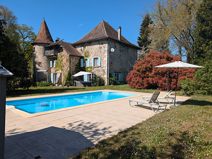 Maison à vendre - Aoste - 6 pièces - 5 chambres