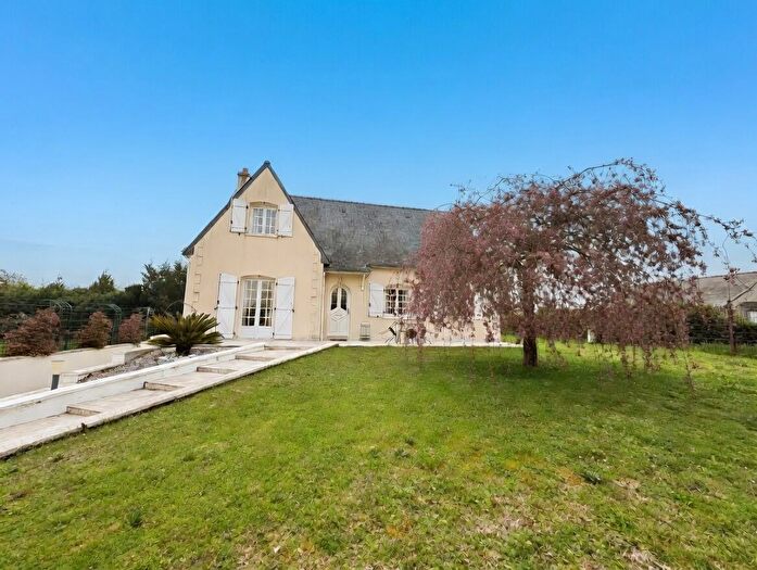 Maison 5 pièces à Varrains, à vendre