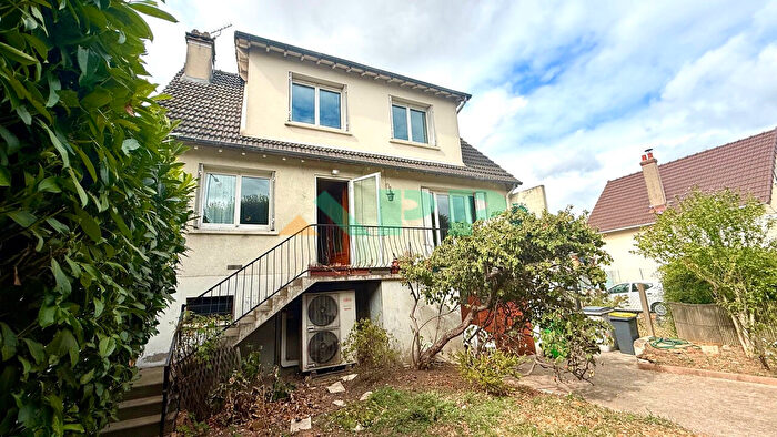 Villeneuve-le-Roi, Val d'Ablon : Maison 5 pièces à vendre