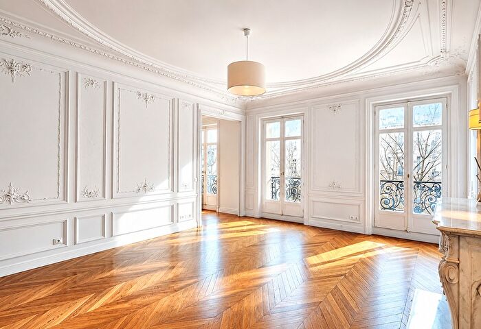 Paris 7ème, Champ de Mars : Appartement 5 pièces à vendre