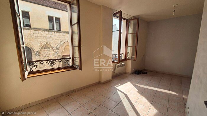 Leclerc-Centre Ouest, Brie-Comte-Robert : Appartement 2 pièces à louer