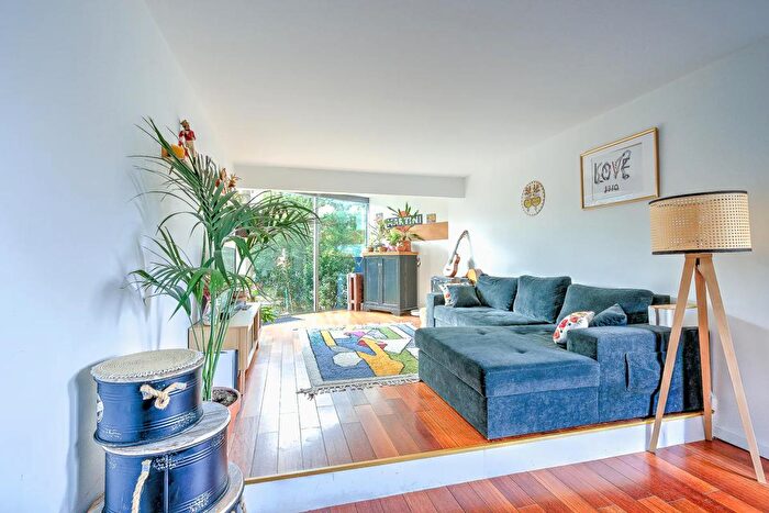 Appartement à vendre - Le Chesnay, Tartre - 3 pièces - 2 chambres