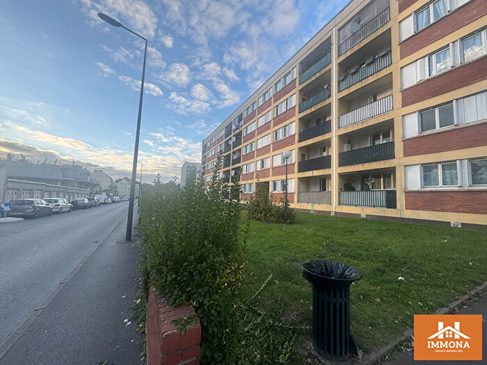 Appartement à vendre - Villiers-le-Bel, Puits la Marlière - 3 pièces - 2 chambres