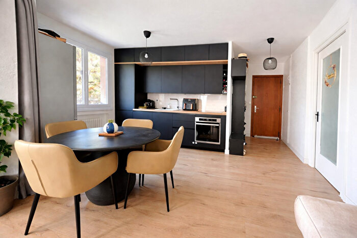 Appartement à vendre - Annemasse, Romagny - 3 pièces - 2 chambres