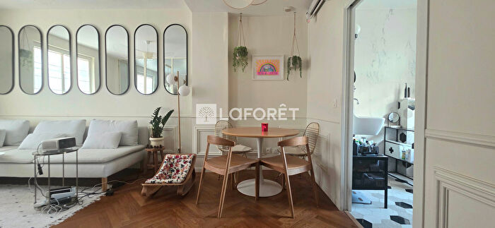 Maison à vendre - Saint-Denis, Floréal, Saussaie, Courtille - 6 pièces - 3 chambres