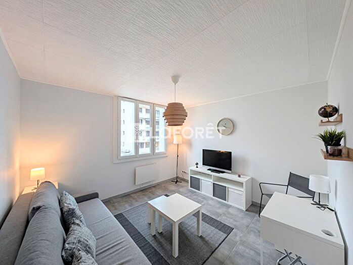 Appartement 1 pièce à Les-Iles Sud, Seyssinet-Pariset, à louer