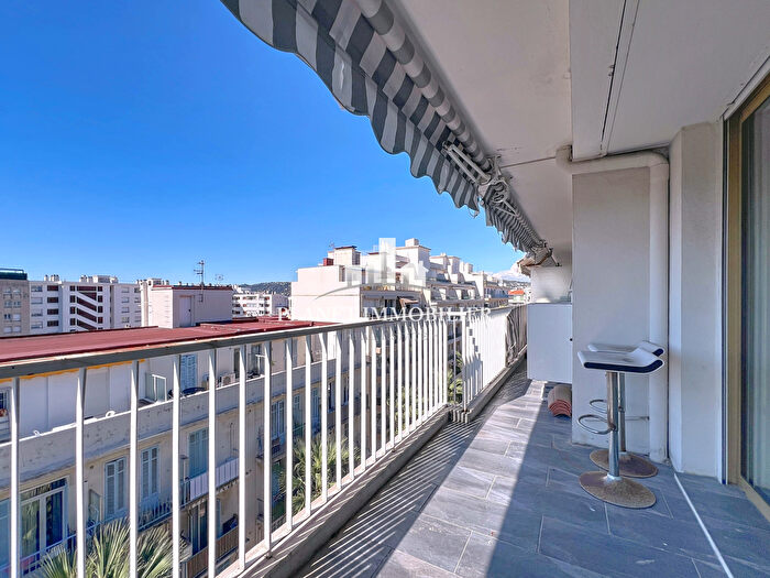Appartement à vendre - Antibes, Juan-les-Pins, Le Cap - 2 pièces - 1 chambre
