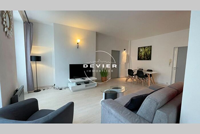 Appartement 4 pièces à Montpellier, Comédie, à louer