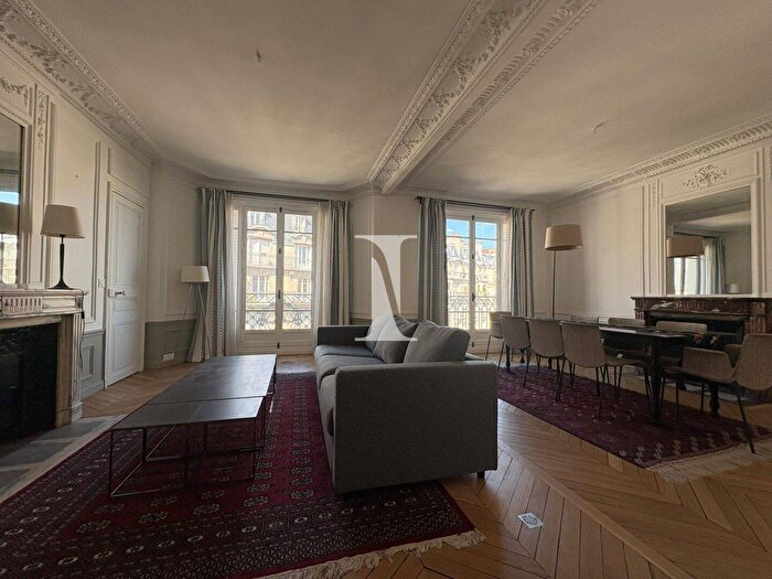 Appartement 3 pièces à Clignancourt-Jules Joffrin, Paris 18ème arrondissement, à louer