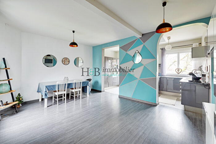 Maison à vendre - Aulnay-sous-Bois, Mairie, Paul Bert - 6 pièces - 4 chambres