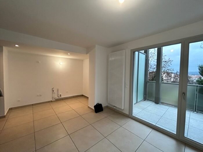 Appartement à louer - Caluire-et-Cuire, Cuire-le-bas, Cuire-le-Haut - 2 pièces - 1 chambre