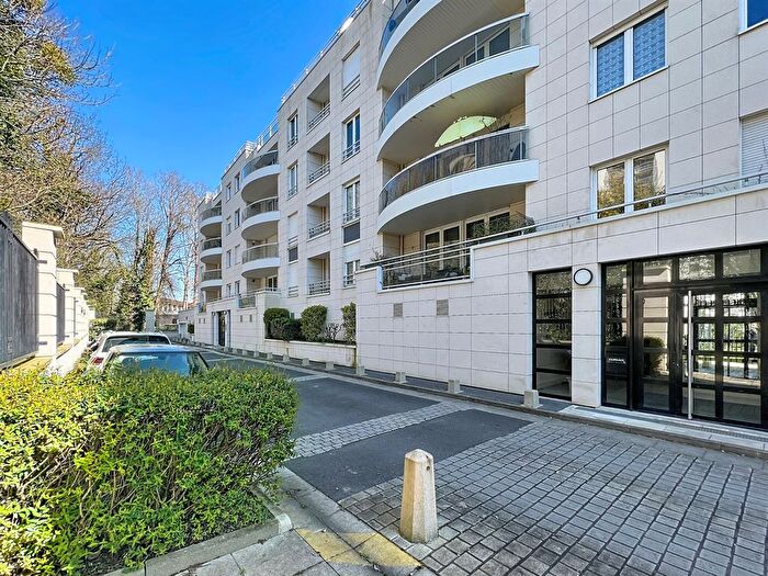 Appartement à vendre - Reims, Courlancy, Porte de Paris, Bois dAmour - 5 pièces - 4 chambres